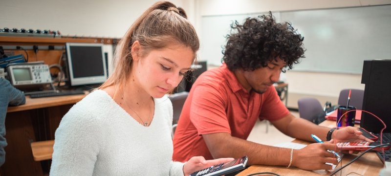 Electrical Engineering Technology BS Degree | Michigan Technological ...