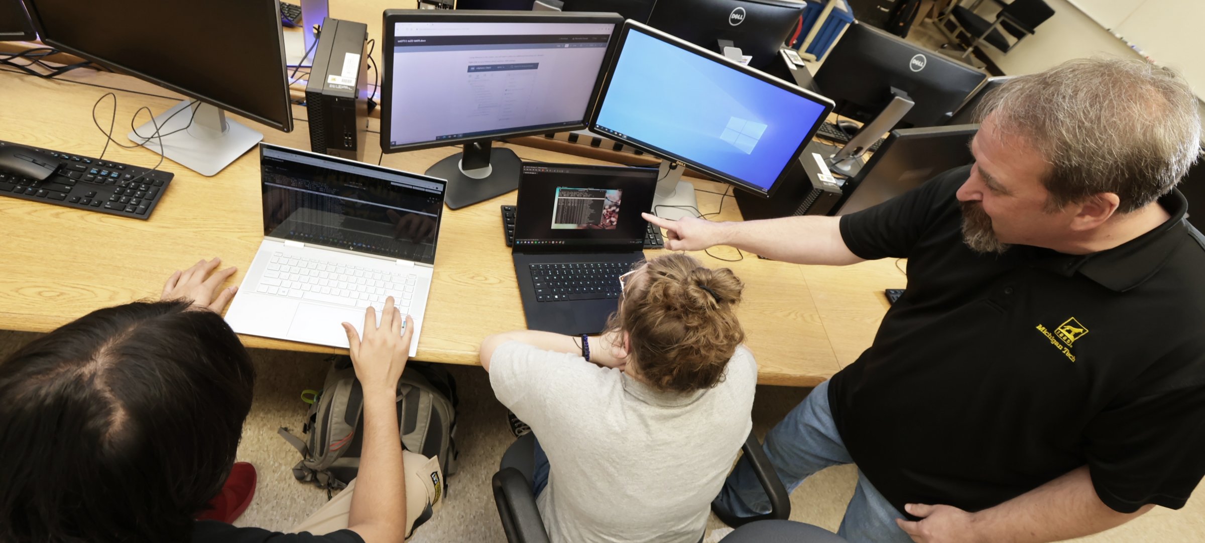 Recognizing Excellence | 2022 Gateway Magazine