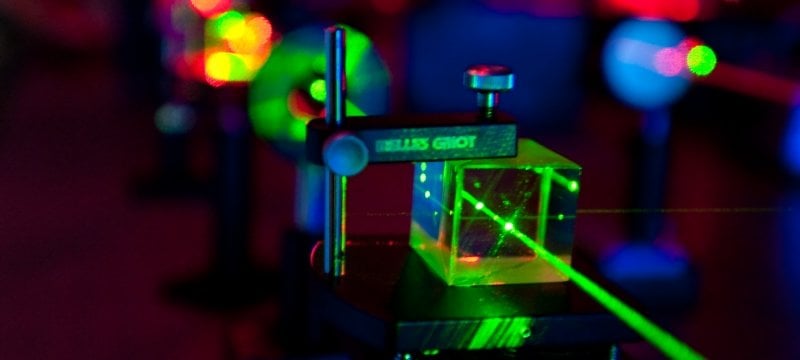 Photonics Concentration | Electrical and Computer Engineering ...