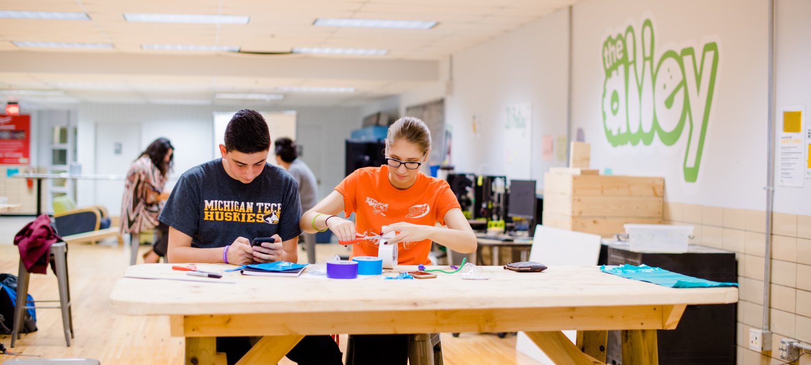 Welcome to the Alley Makerspace | Pavlis Honors College | Michigan Tech
